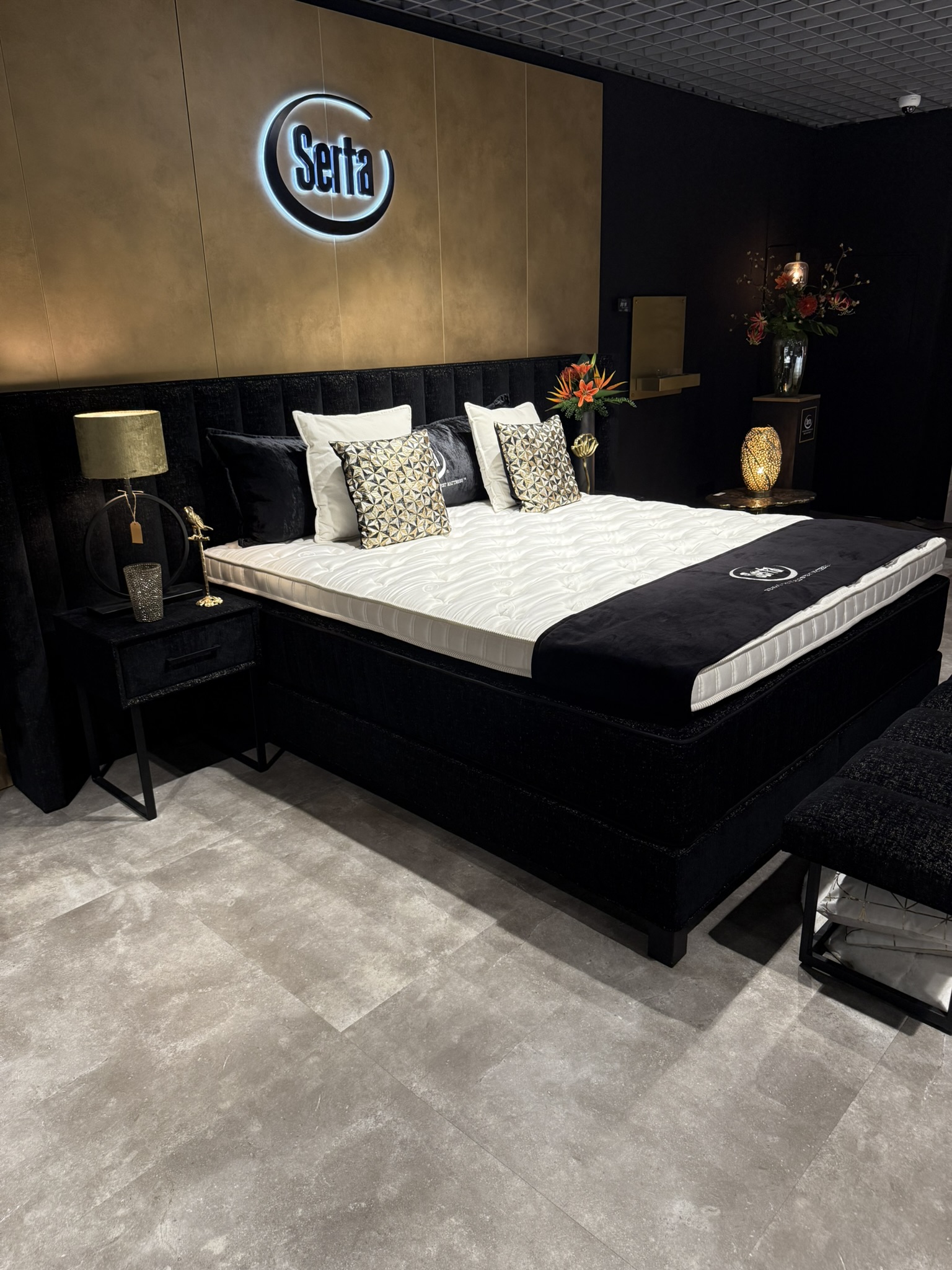 Serta Luxury Tube ear | Goodnight Slaapkamers Cruquius